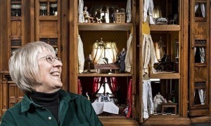Betty Pinney's House | Dollhouse Decorating
